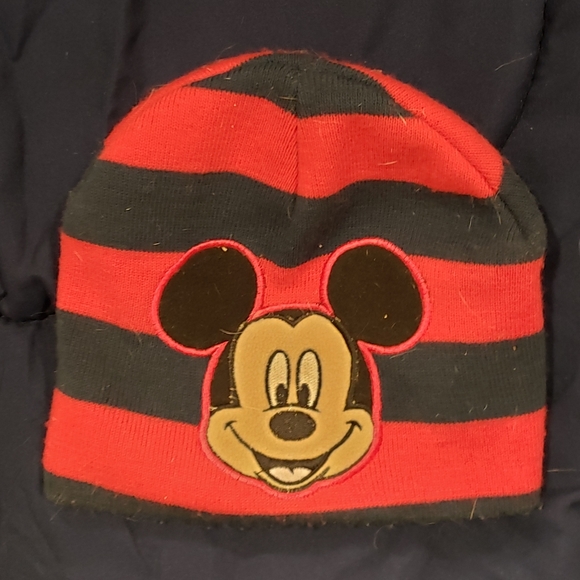 Disney | Accessories | Disneyland Mickey Mouse Winter Hat Girl Boy Red ...